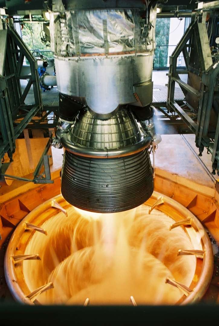Safran Aero Boosters embarque sur Ariane 6 - Air&Cosmos - NAE